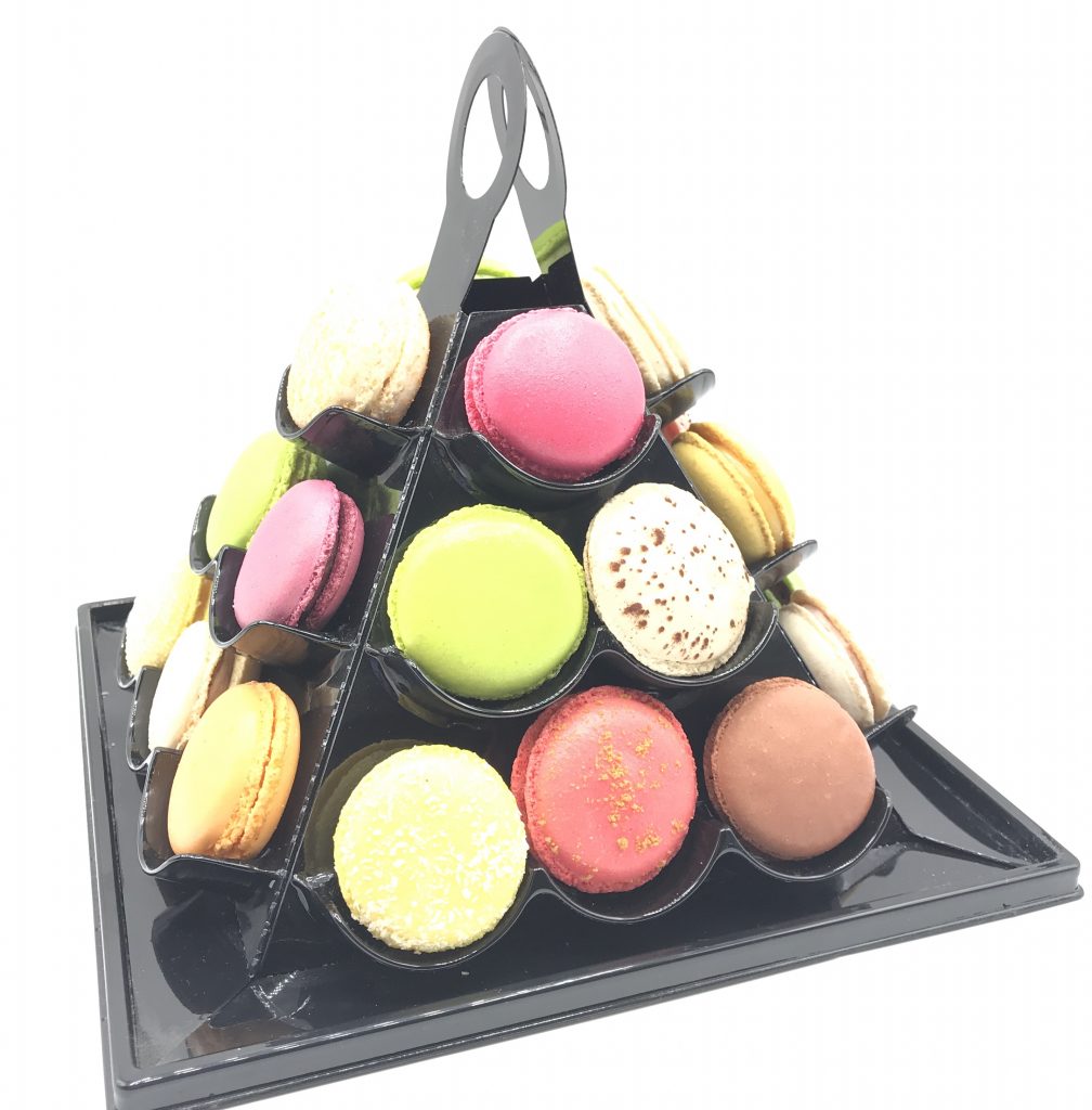 Pyramide de macarons - La Muscadine